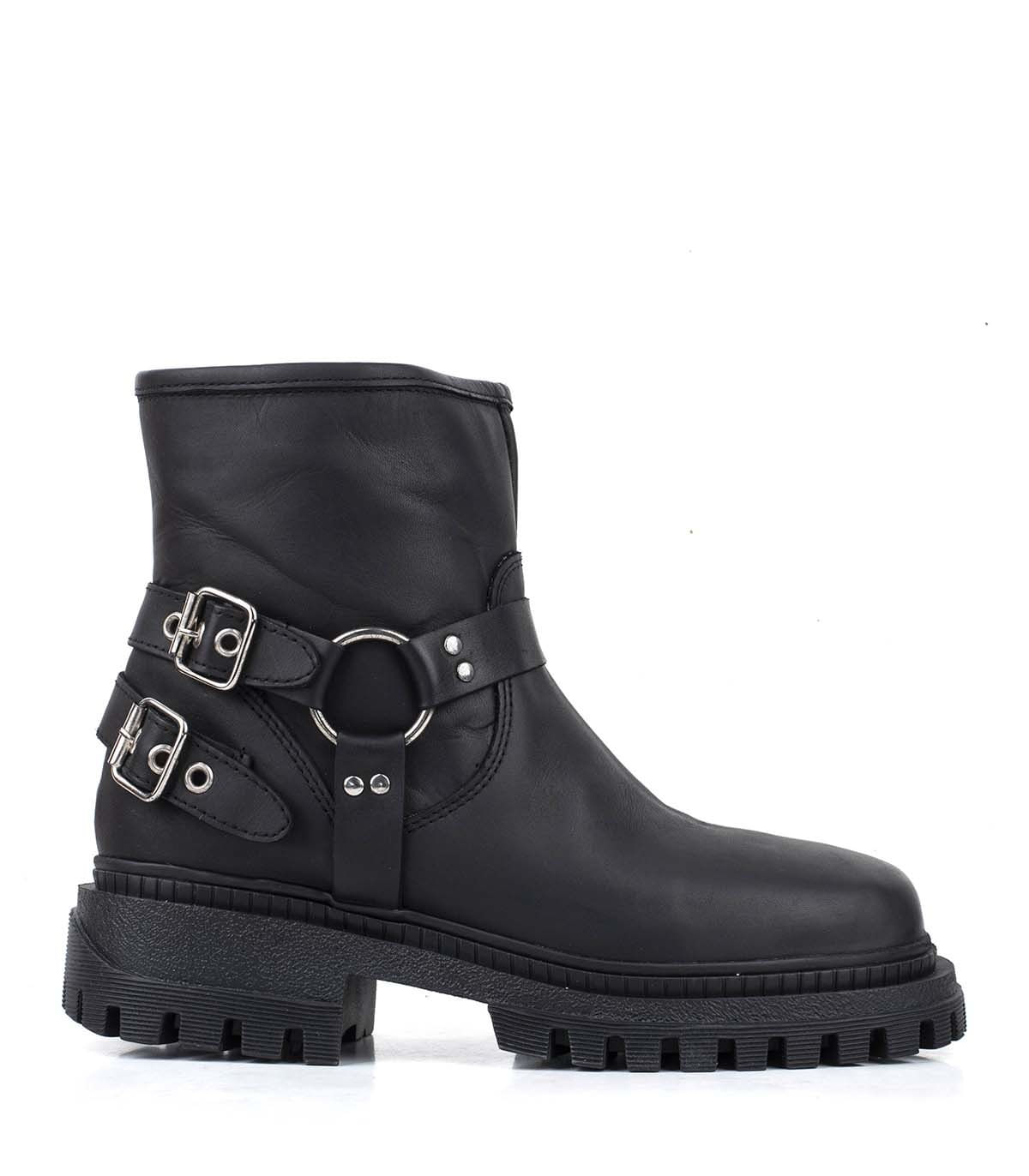 Botas cortas biker de cuero negro|Mujeres|Batistella.com.ar ...